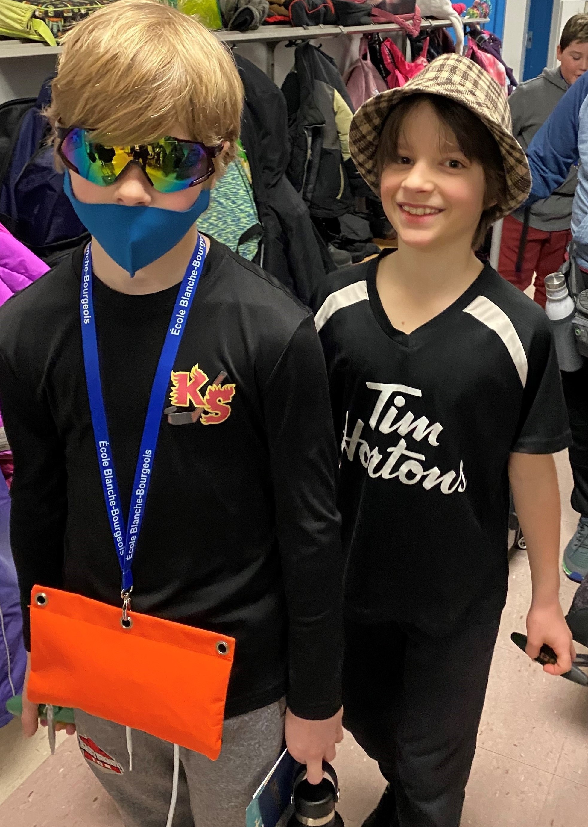 Voyage autour du monde - École Blanche-Bourgeois