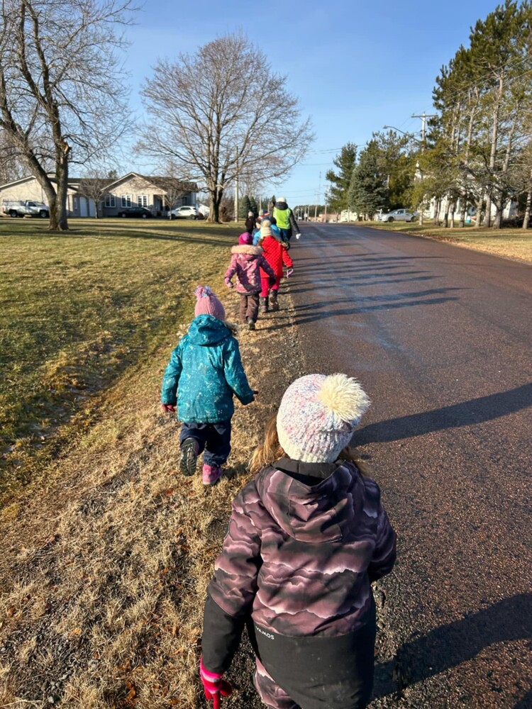 Décembre 2024:Une belle visite au Foyer Côte d'Or pour les élèves de la ...
